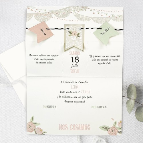 Invitación de boda con banderines